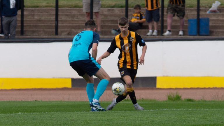 Brown will play in Black & Gold next season! - Berwick Rangers Football ...